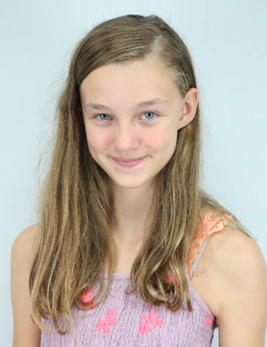 Viktoriya Solovyova - Tsun Pak Film Studio Company Limited